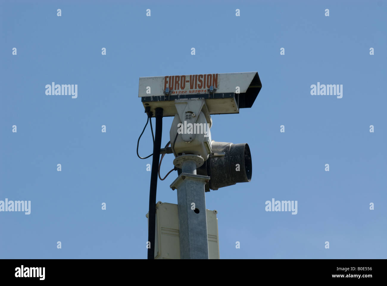Old cctv camera hi-res stock photography and images - Alamy