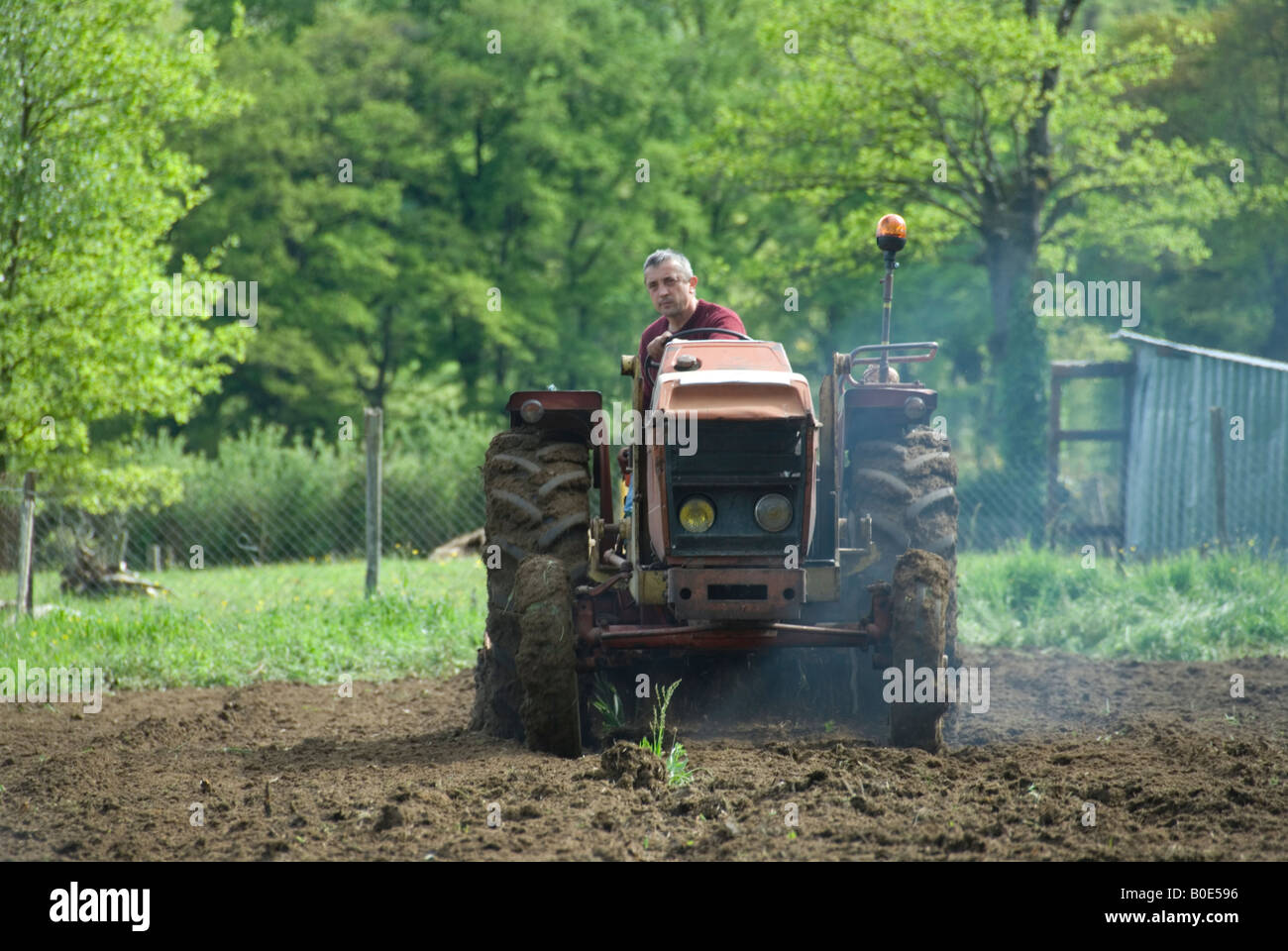 Rake soil tilth hi-res stock photography and images - Alamy