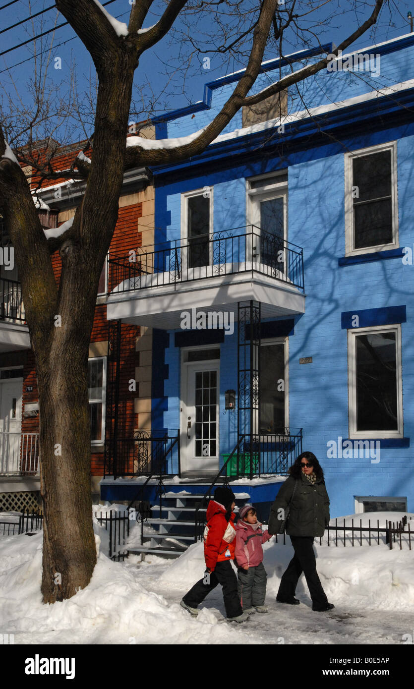 Winter street scene Montreal Canada Stock Photo - Alamy