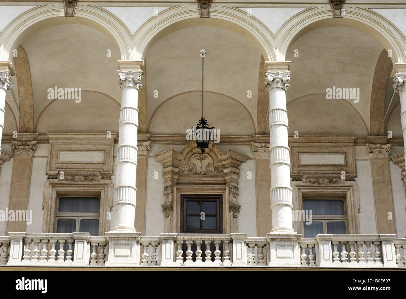 Colonnade Arcade High Resolution Stock Photography and Images - Alamy