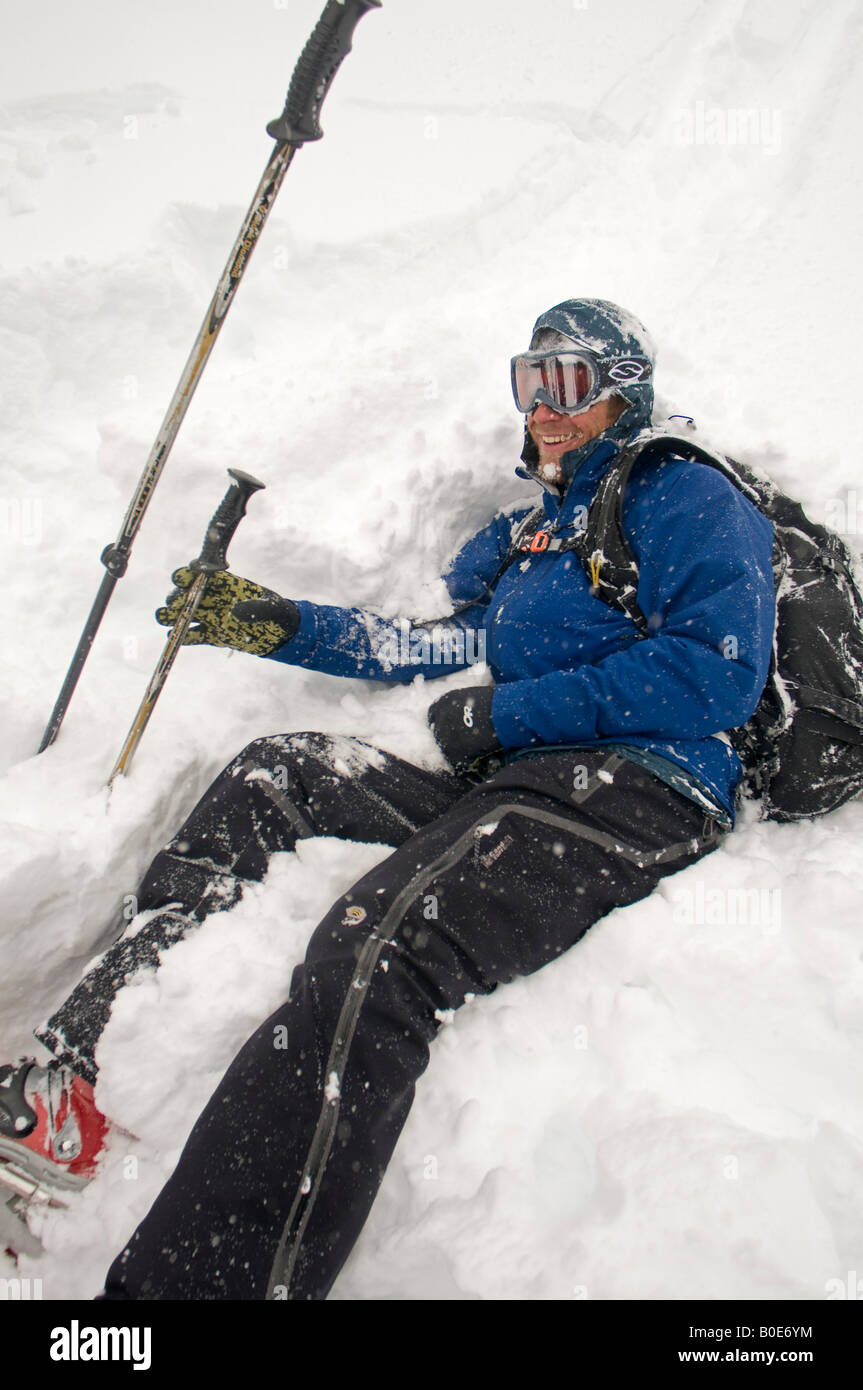 Man falling down skiing hi-res stock photography and images - Alamy
