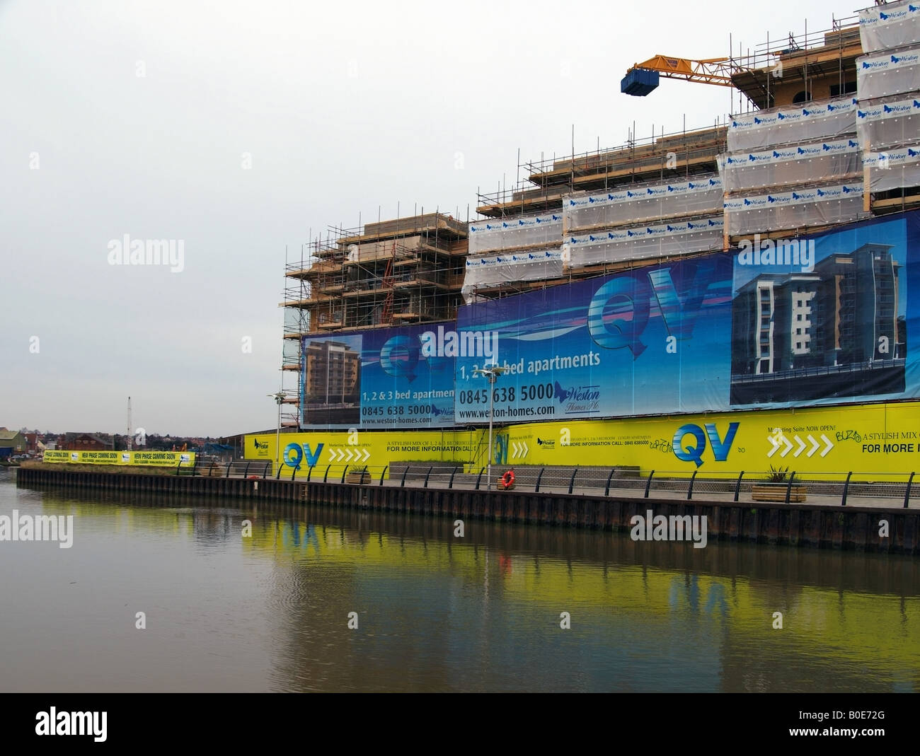 Development beside the River Colne, Colchester Docks, Essex Stock Photo ...