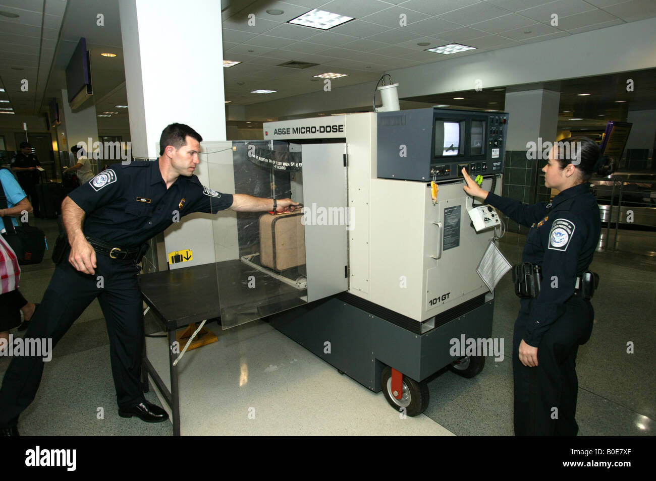 U s customs and border protection officials bags hi-res stock ...