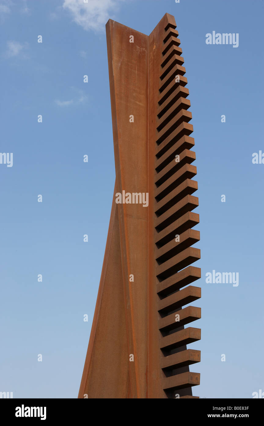 Nigel hall sculpture hi-res stock photography and images - Alamy