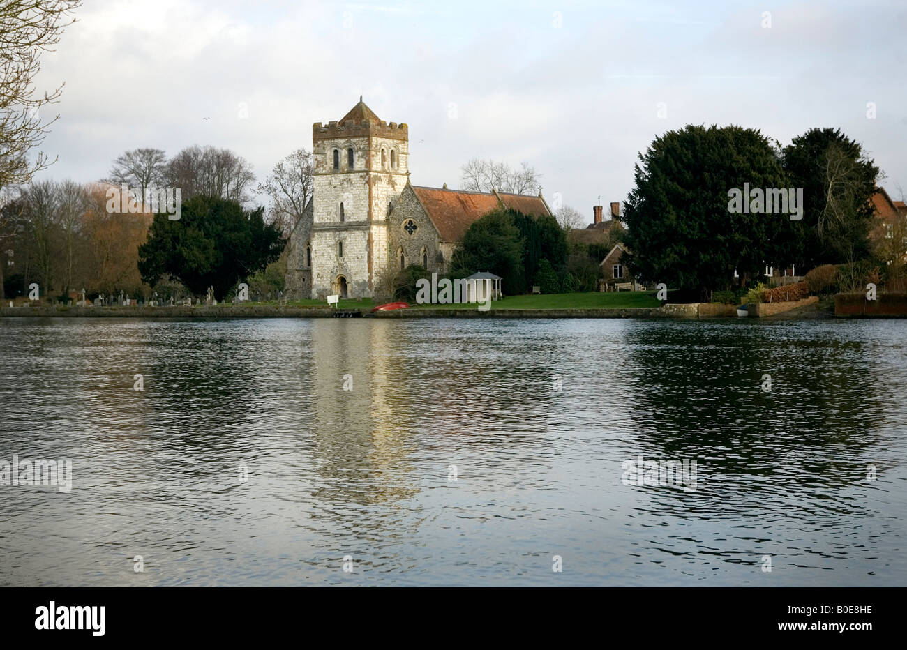 All saints church bisham hi-res stock photography and images - Alamy