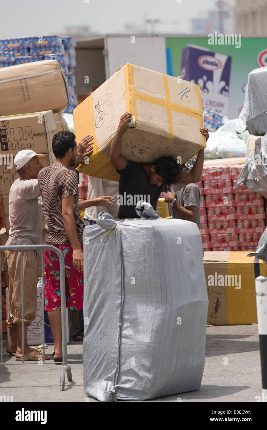 Old man carrying heavy load hi-res stock photography and images - Alamy
