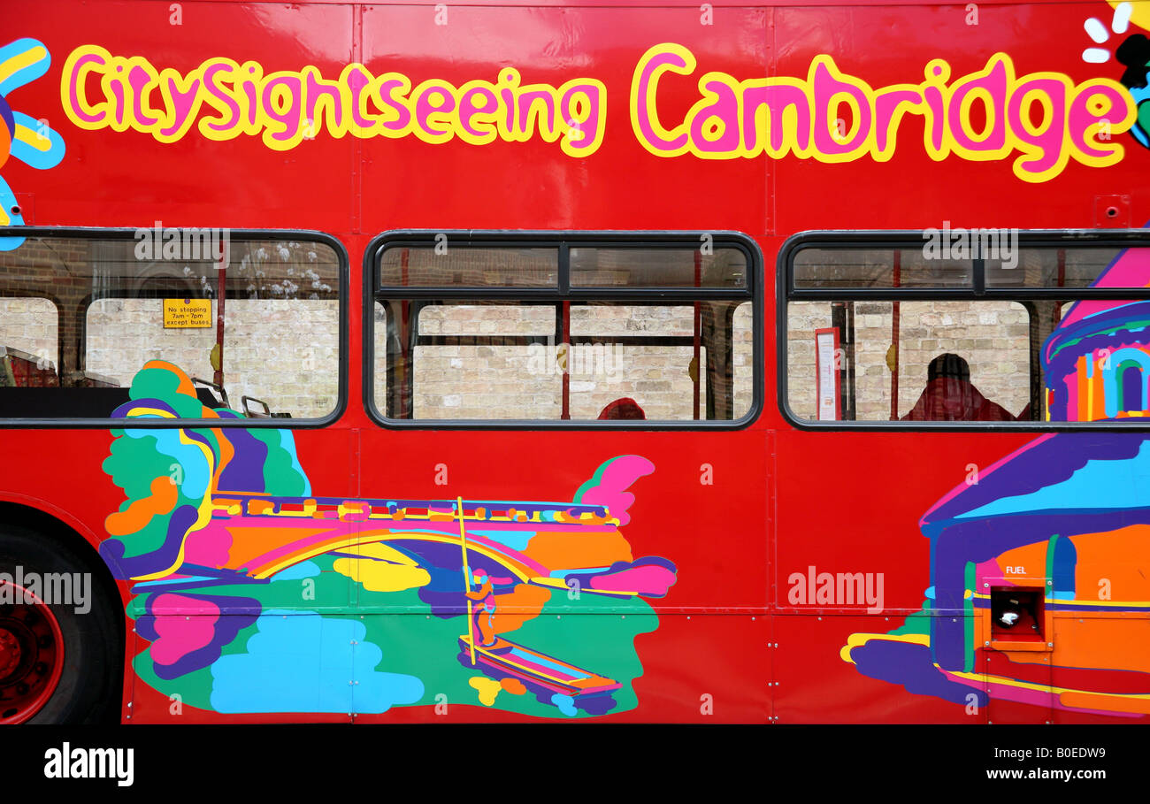 Cambridge bus hi-res stock photography and images - Alamy