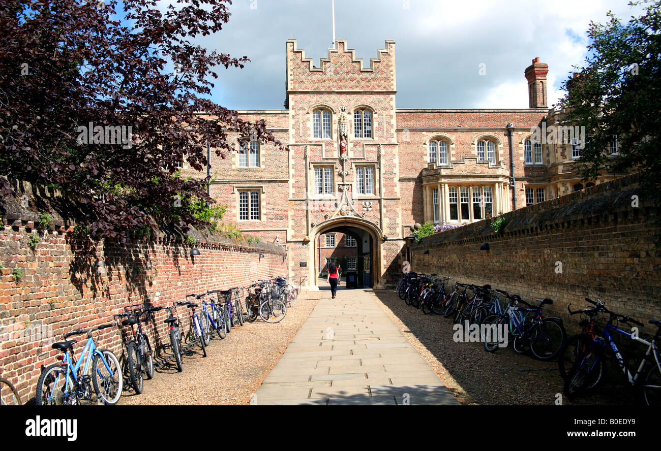 Jesus college cambridge hi-res stock photography and images - Alamy
