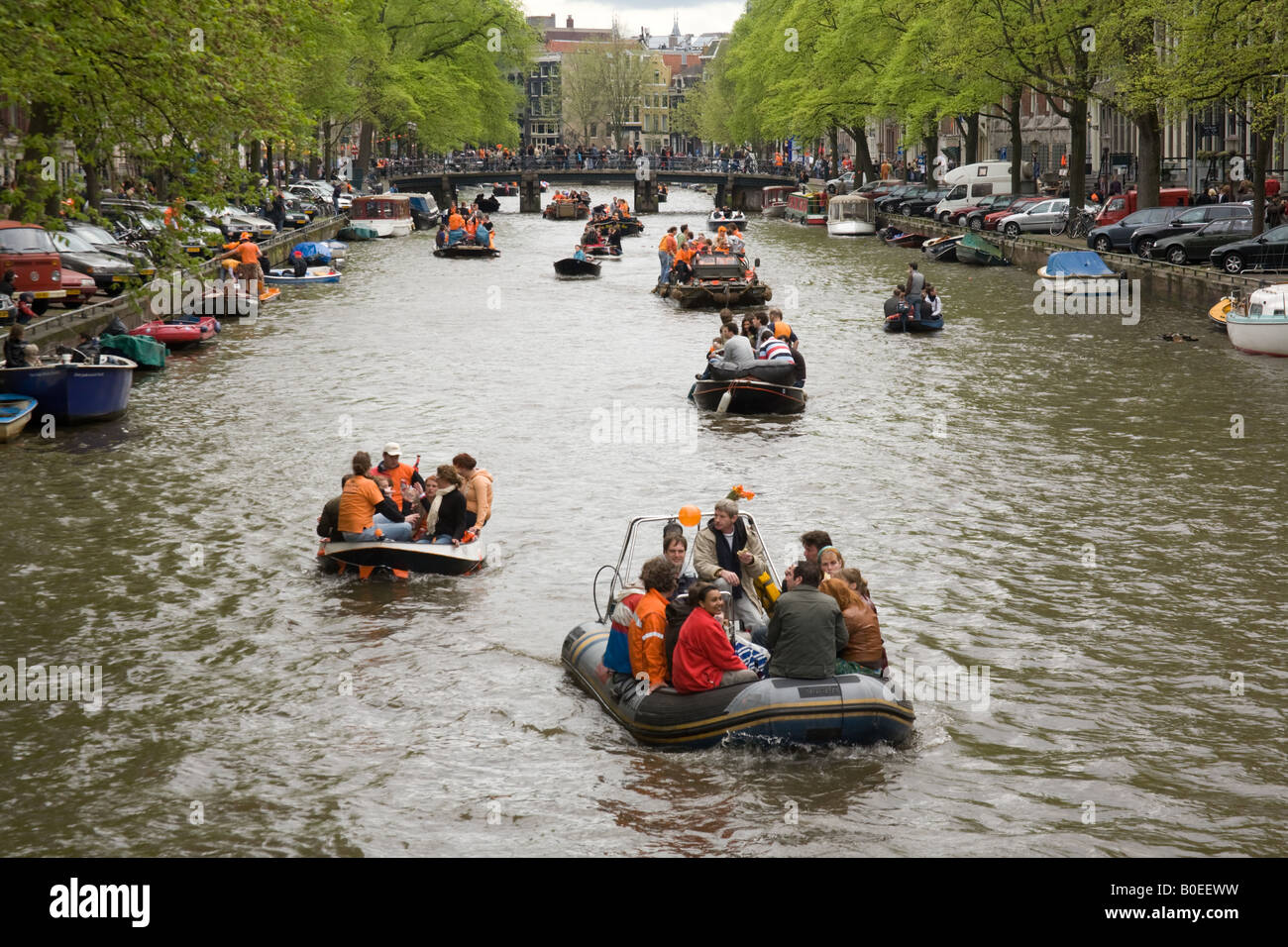Parties on crowded boats. Queens day 30th April 2008 The annual Dutch ...