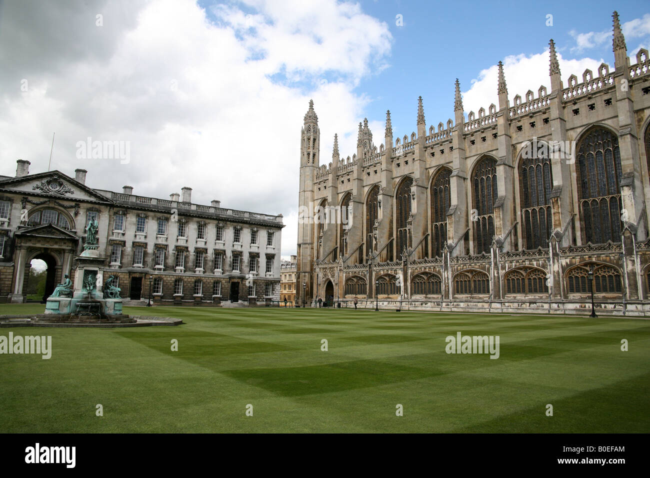 Kings college gibbs building hi-res stock photography and images - Alamy