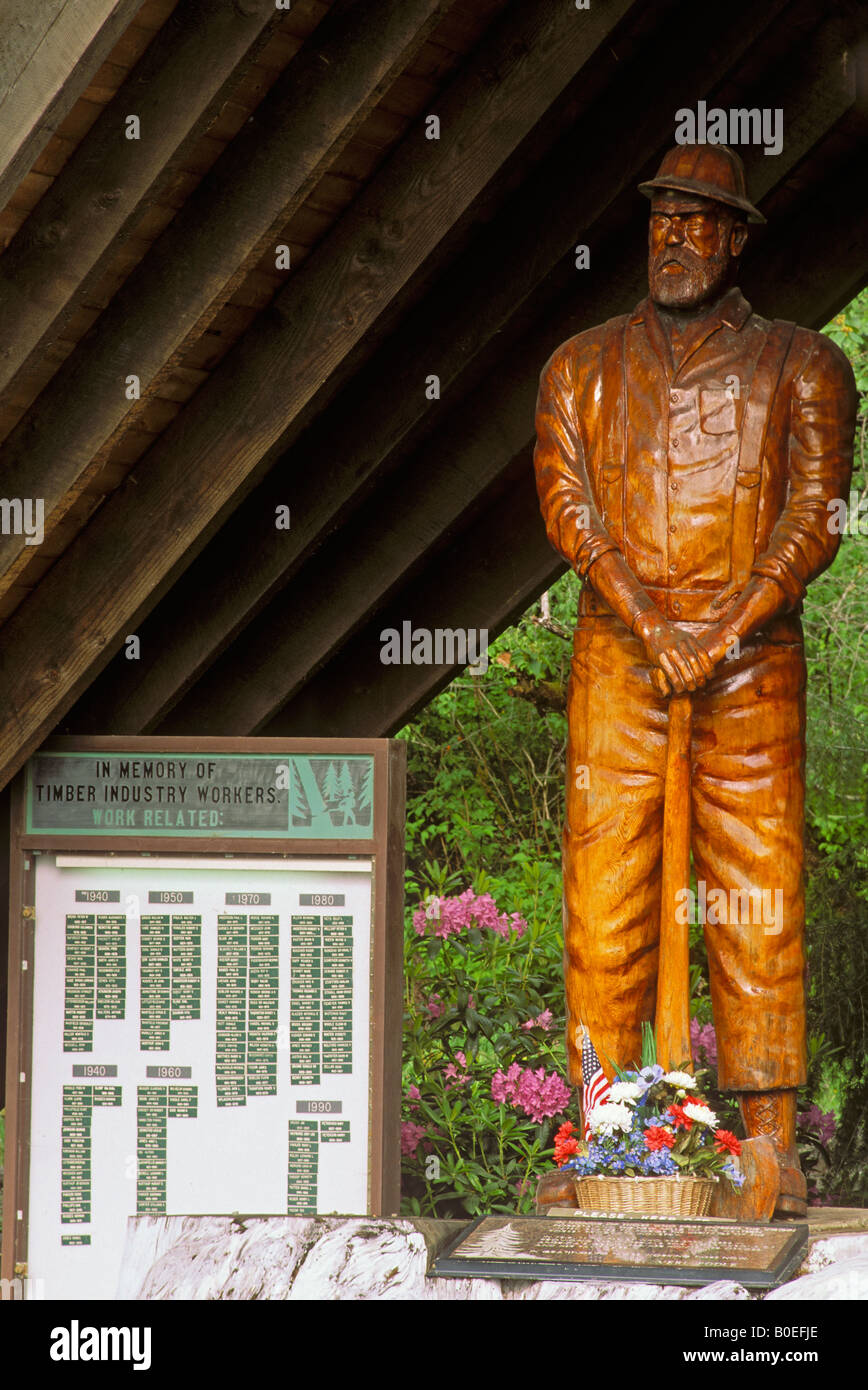 Wooden statue and list of fallen timber workers at the Loggers Memorial ...