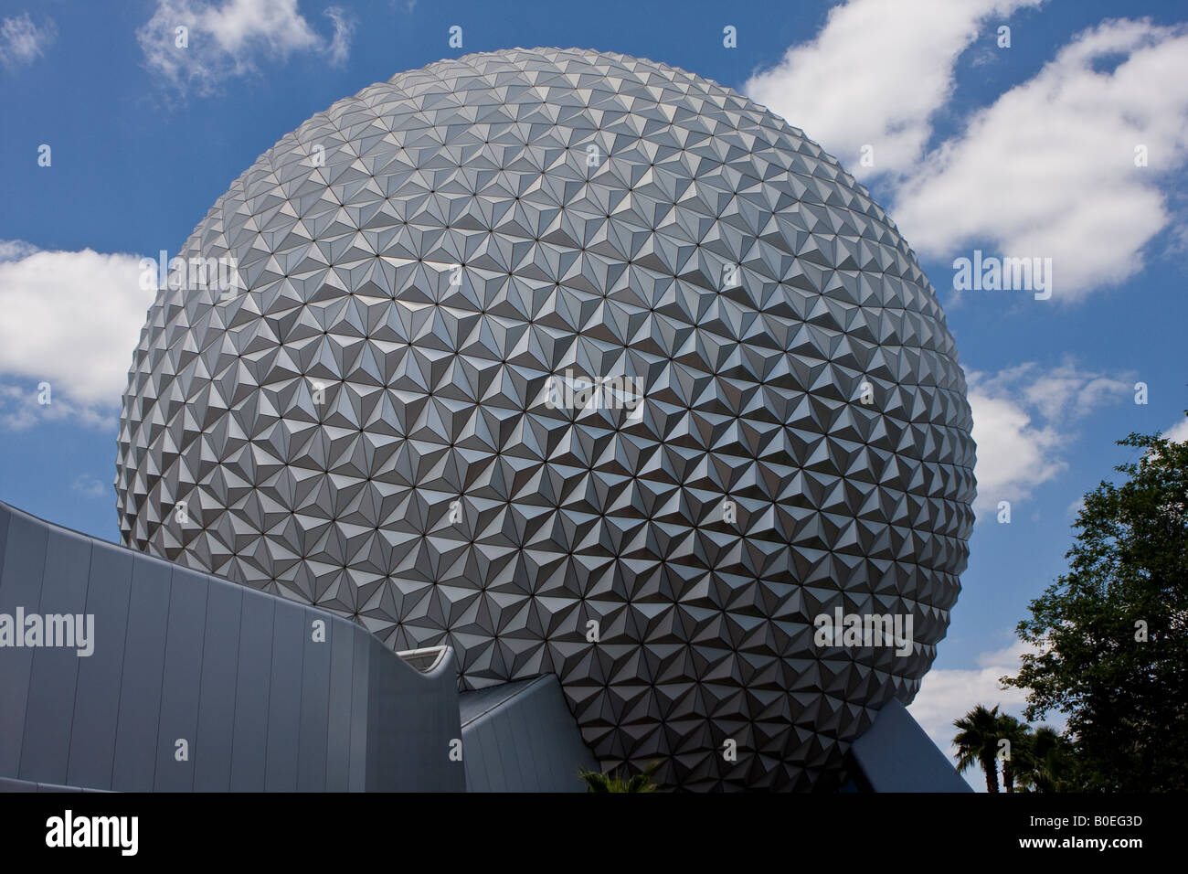 View of the Spaceship Earth Geodesic Dome at Walt Disney's Epcot Theme ...