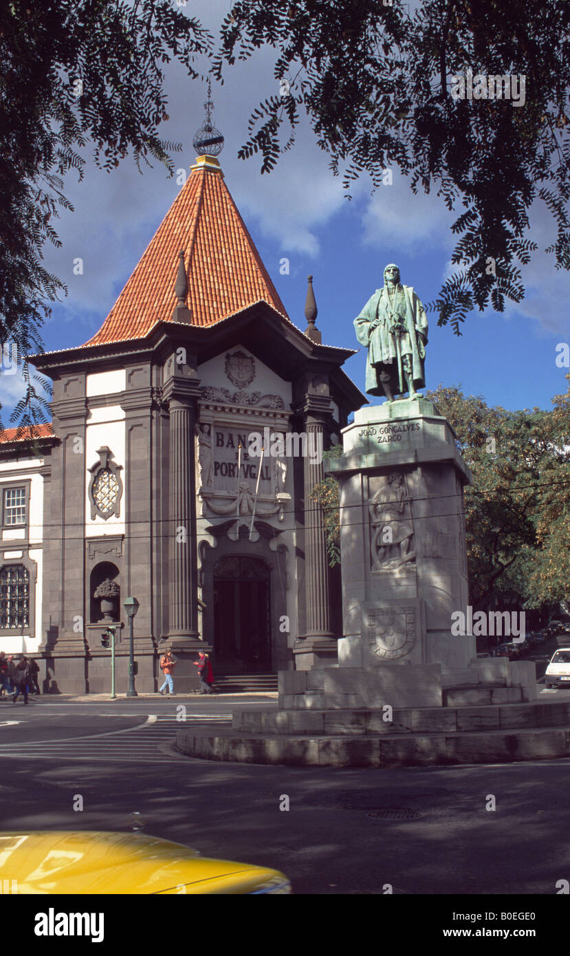 Statue of Joao Goncalves Zarco, discoverer of Madeira, in Funchal ...