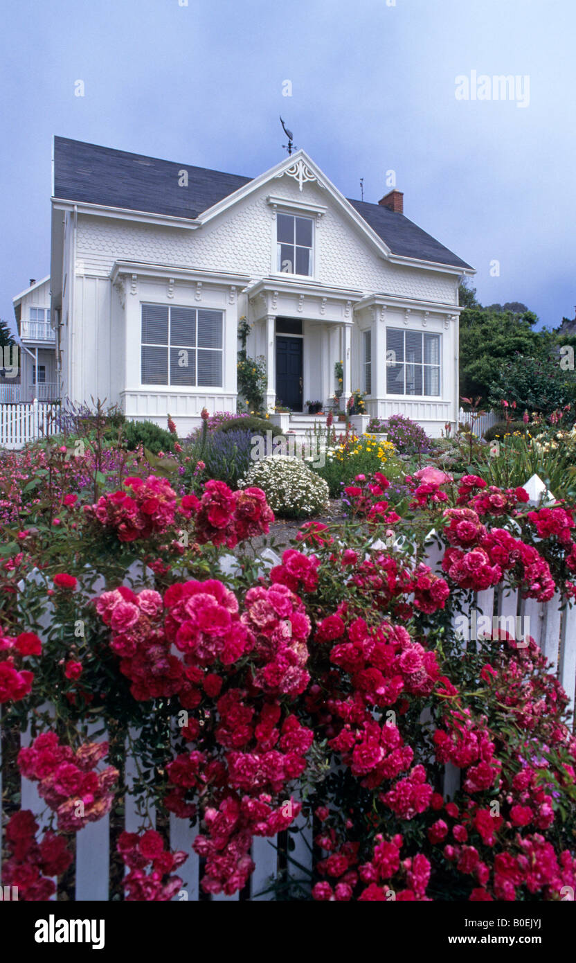 Mendocino houses hi-res stock photography and images - Alamy