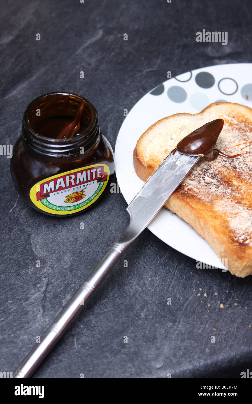 Toast with margarine hi-res stock photography and images - Alamy