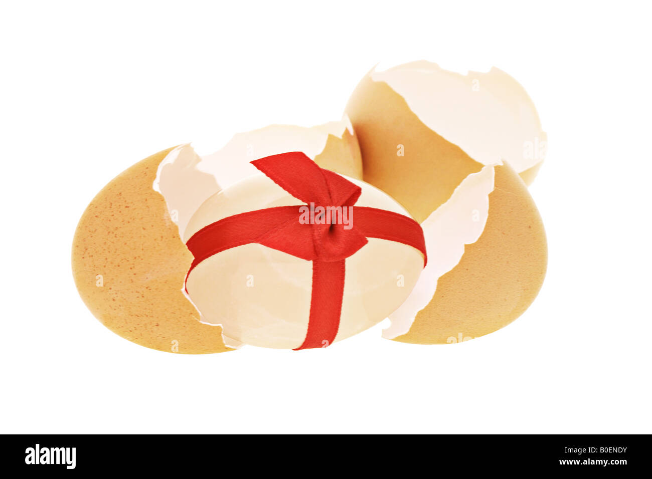Isolated white egg shells hi-res stock photography and images - Alamy