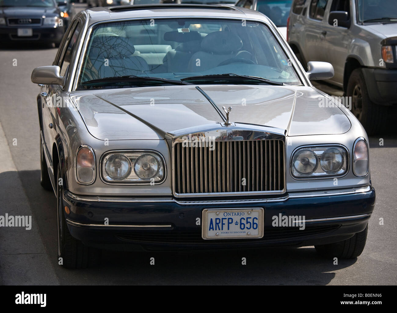 Bentley Front Stock Photos & Bentley Front Stock Images - Alamy