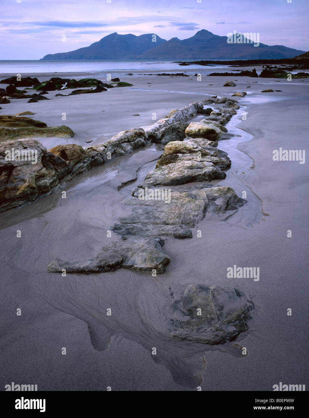 Singing sands beach eigg hi-res stock photography and images - Alamy