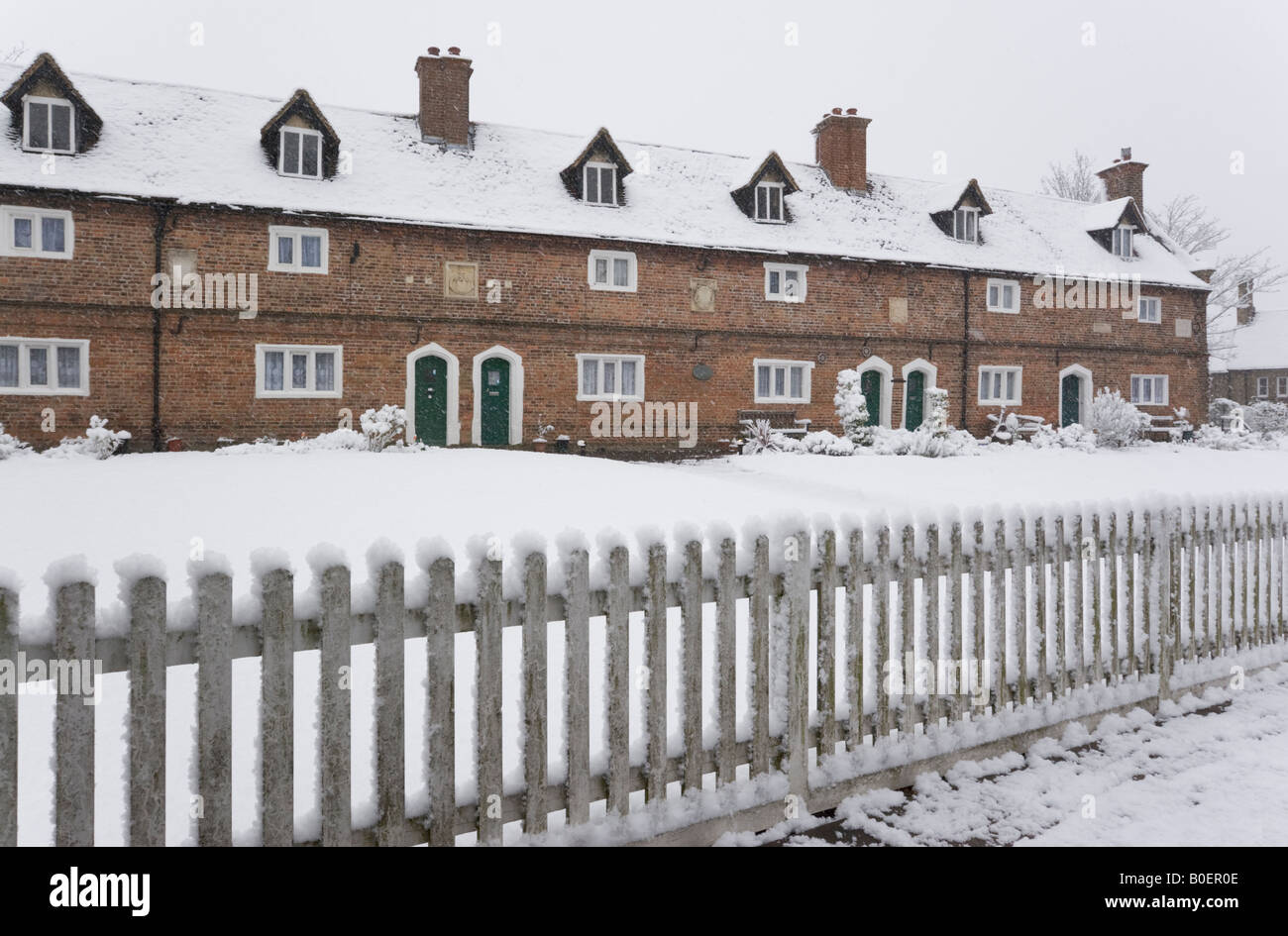Uk poor houses hi-res stock photography and images - Alamy
