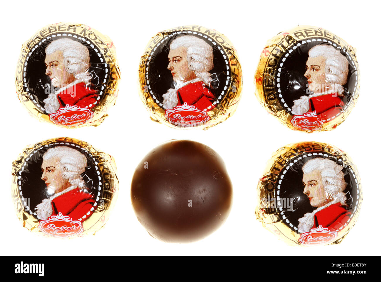 Sweets Mozart Kugeln Praline Stock Photo - Alamy