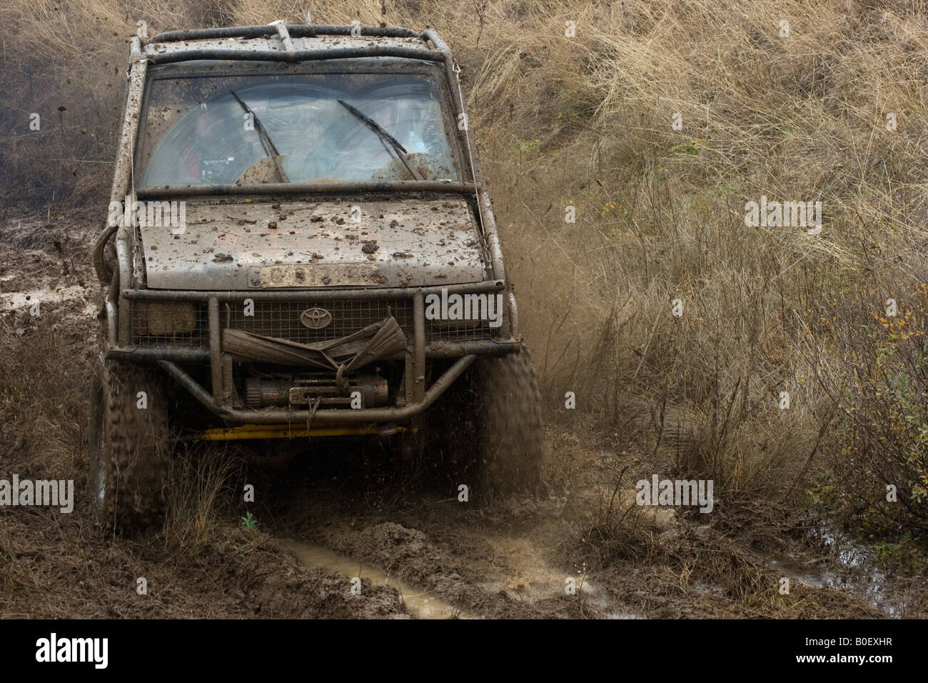Dirt track mud off road splash hi-res stock photography and images - Alamy