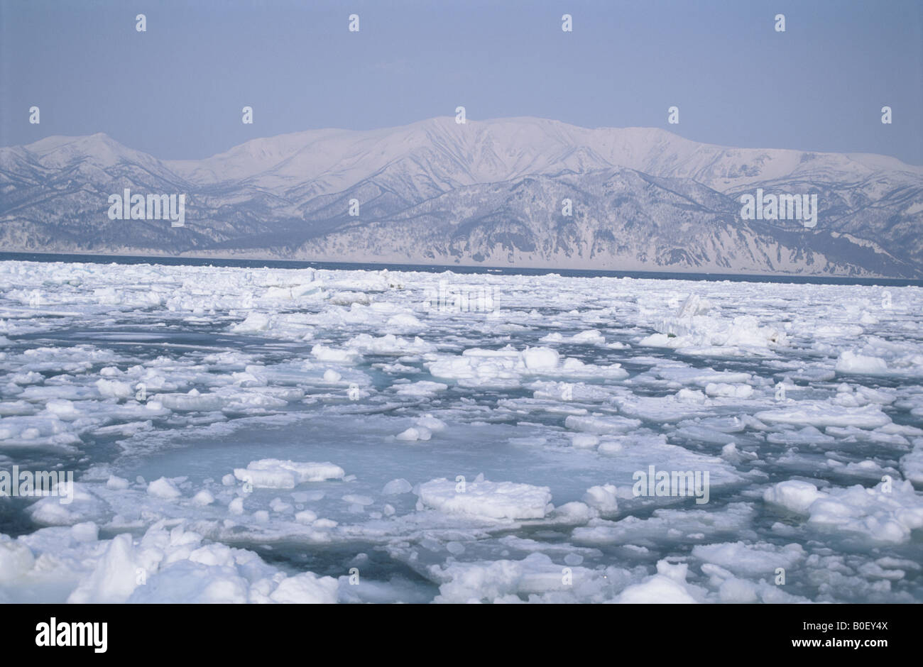 Drift ice sea mountain hi-res stock photography and images - Alamy