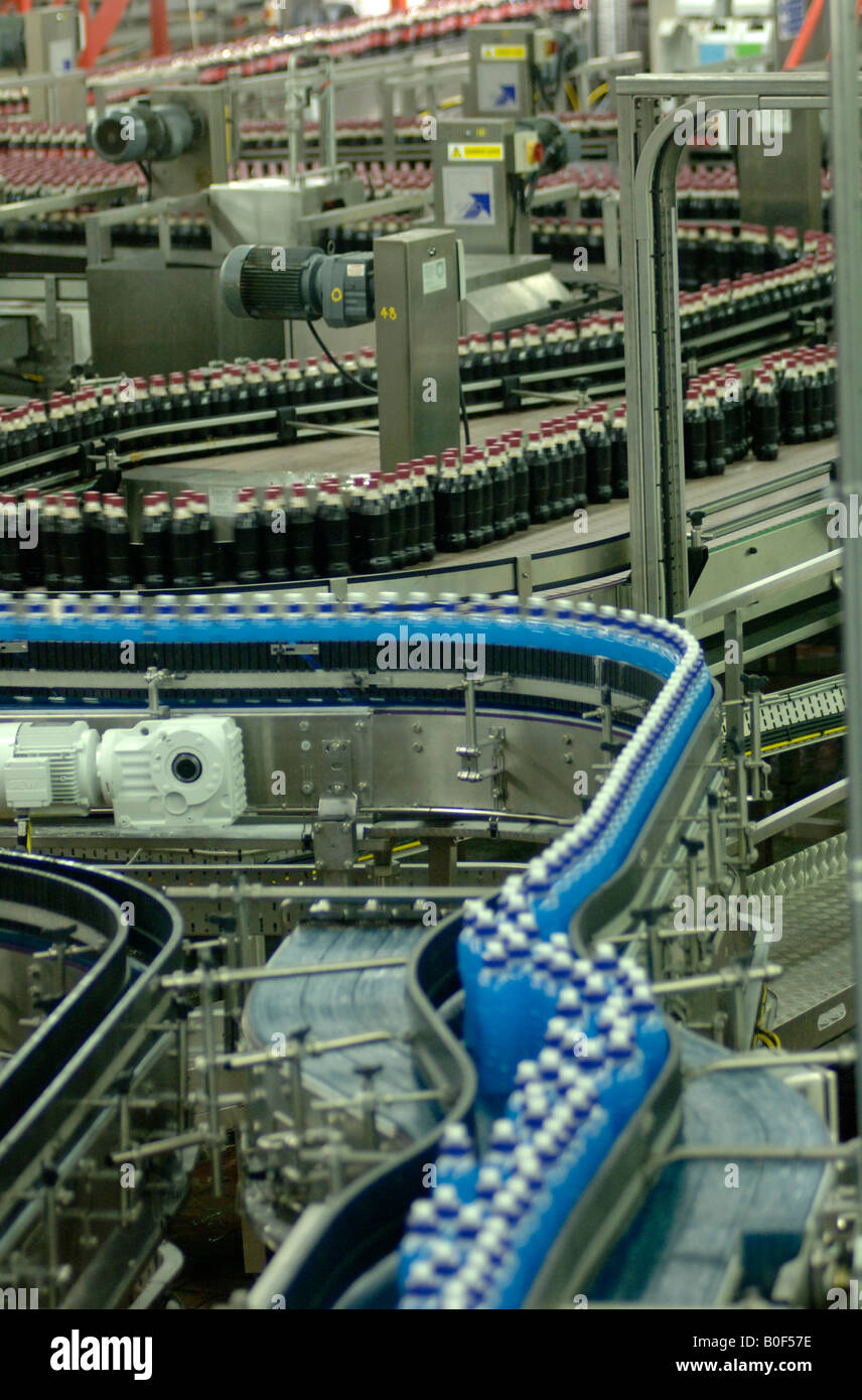 Production line vertical hi-res stock photography and images - Alamy