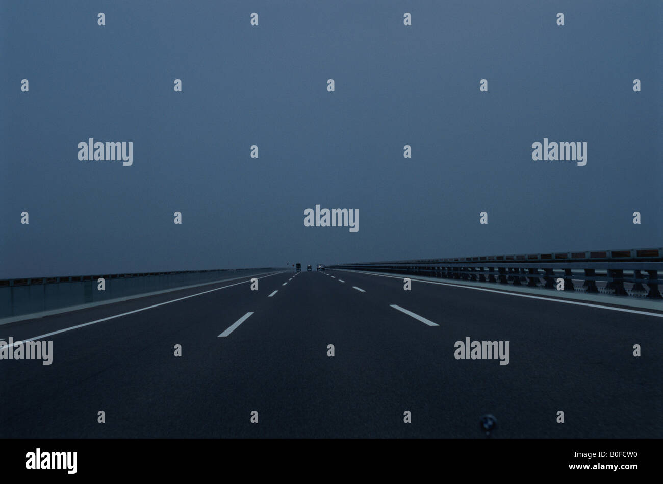 Highway above clouds hi-res stock photography and images - Alamy