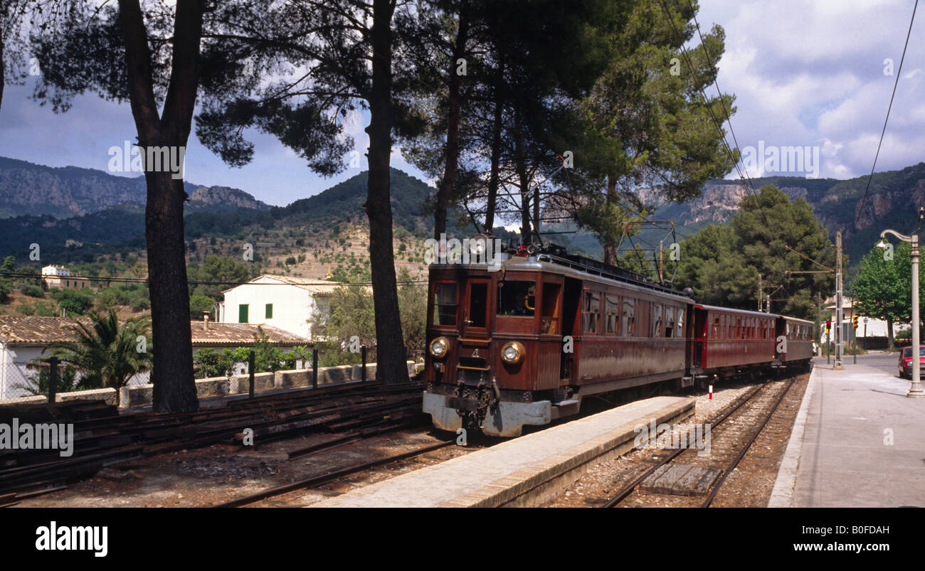 Narrow gauge train spain hi-res stock photography and images - Alamy