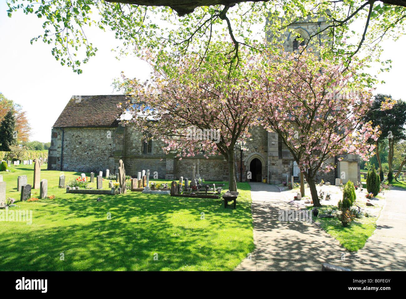 Sundon village church Stock Photo - Alamy