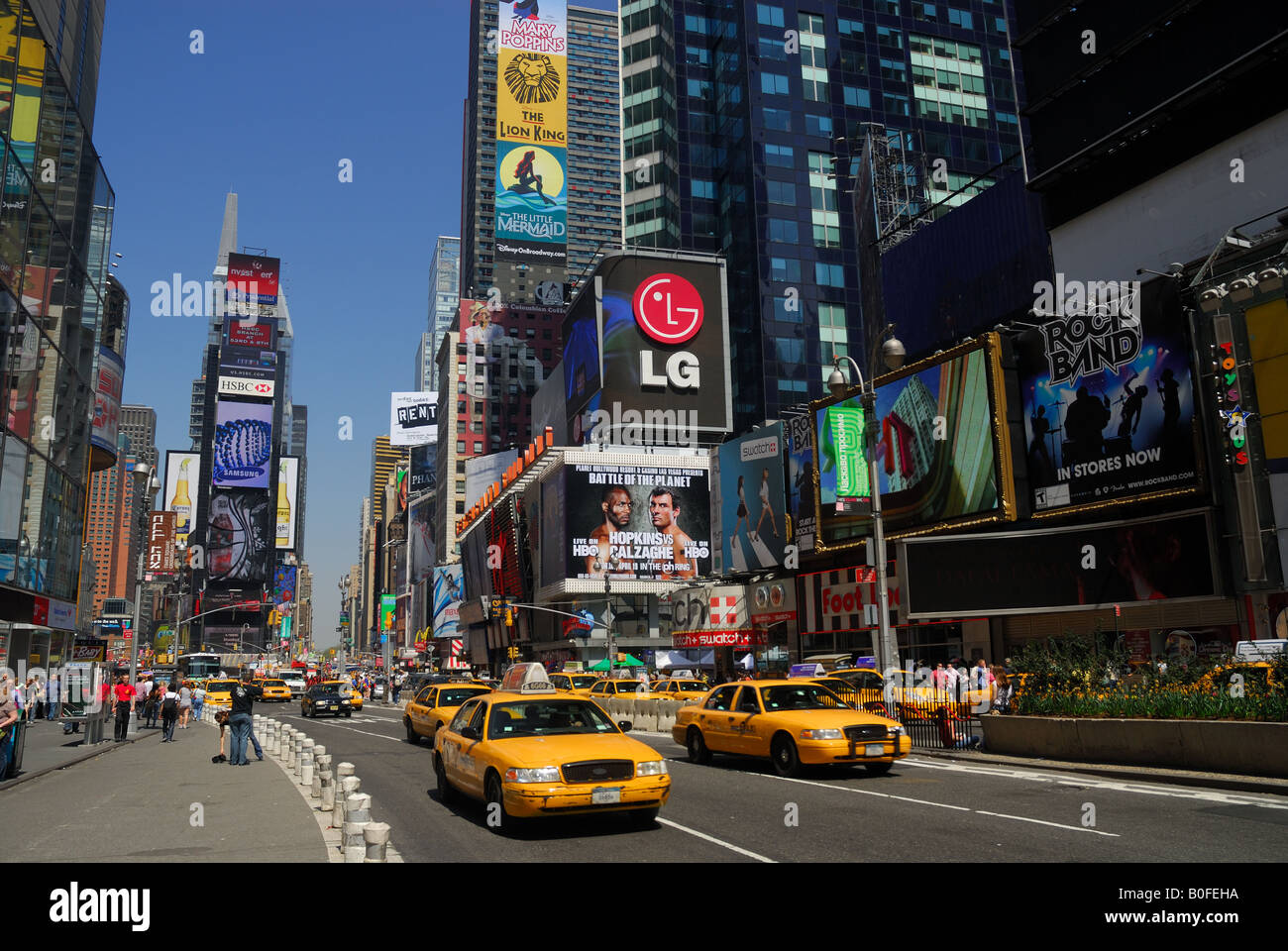 Street scene at the Times Square, New York City Stock Photo - Alamy