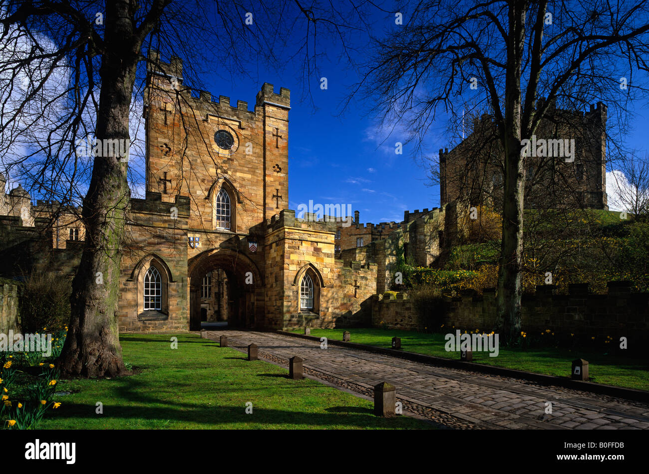 Durham university gatehouse hi-res stock photography and images - Alamy