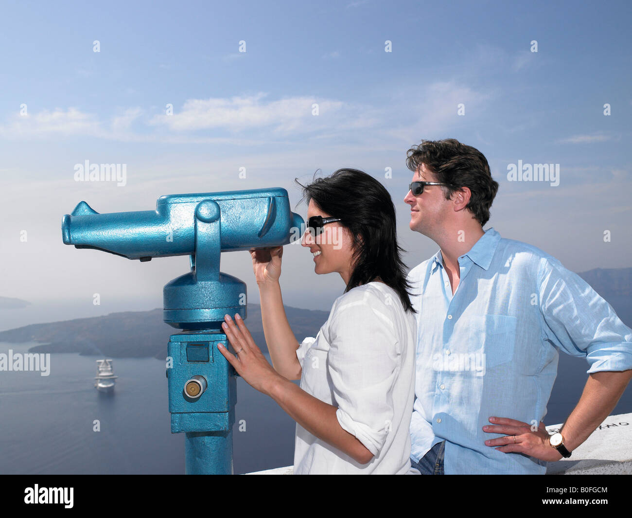 Spyglasses searching hi-res stock photography and images - Alamy