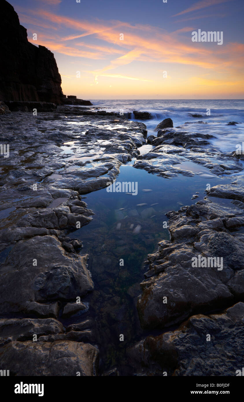Seacombe cliffs hi-res stock photography and images - Alamy
