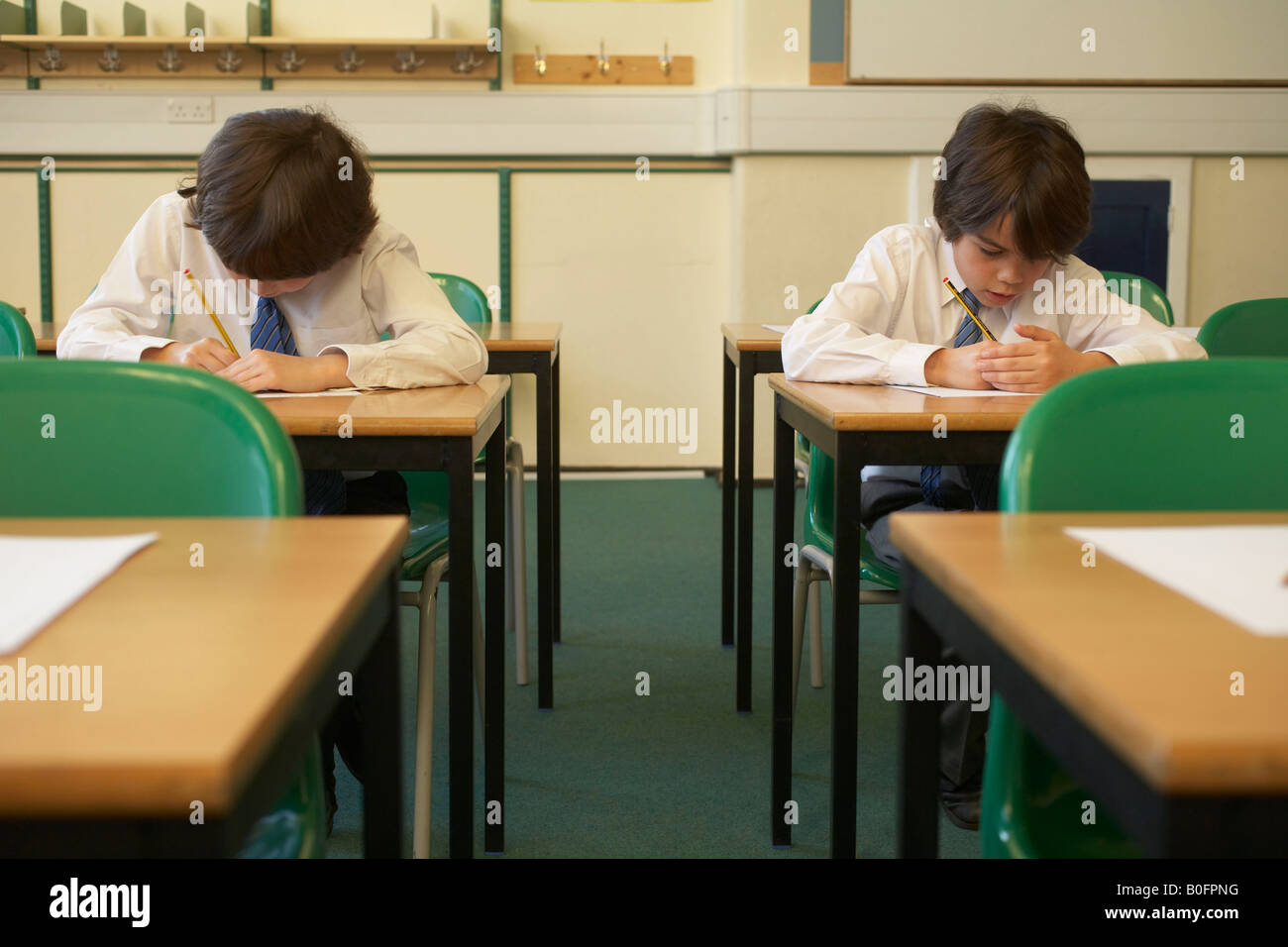 Children working in school Stock Photo - Alamy