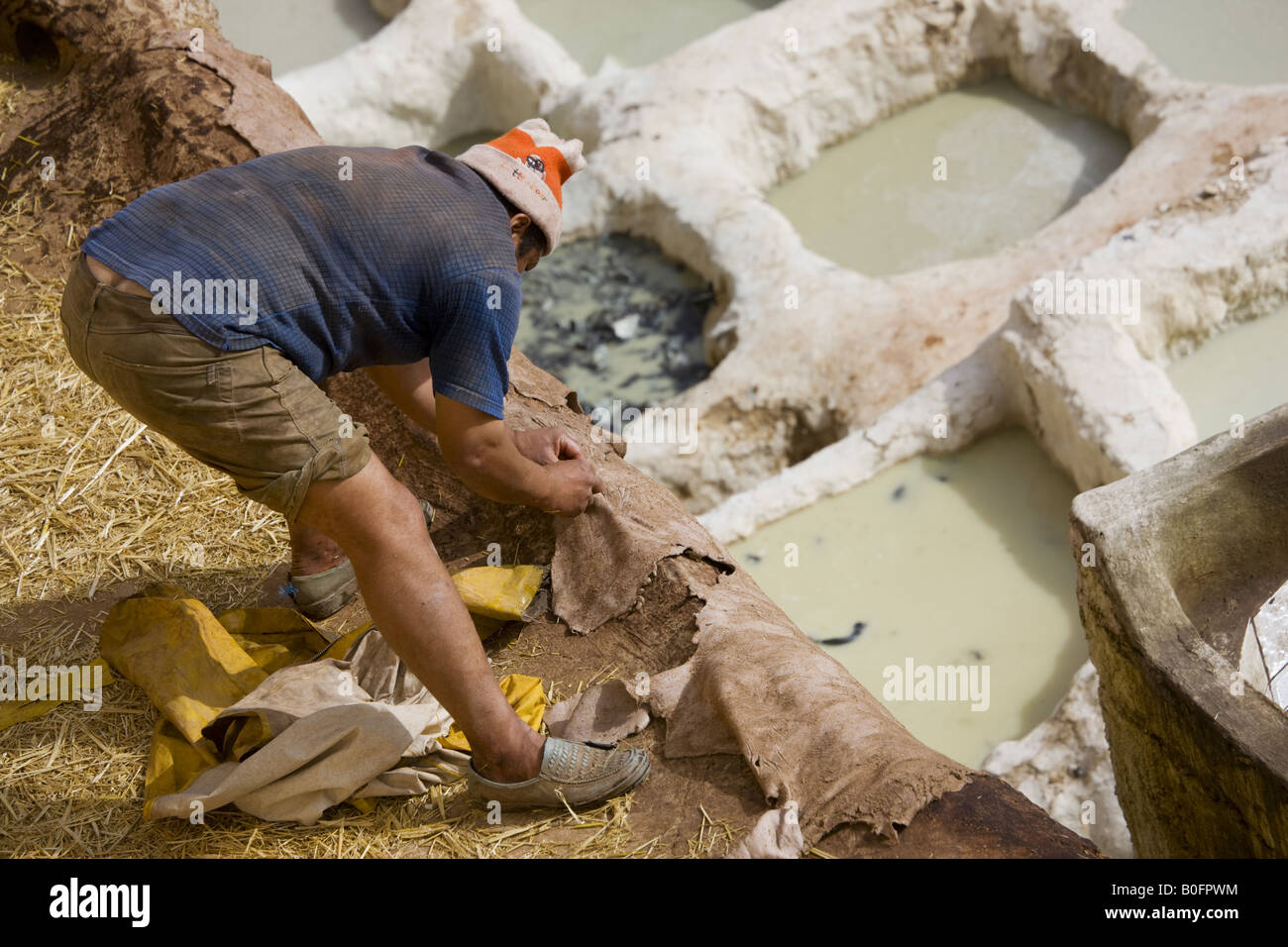 Tannery stone dye vats hi-res stock photography and images - Alamy