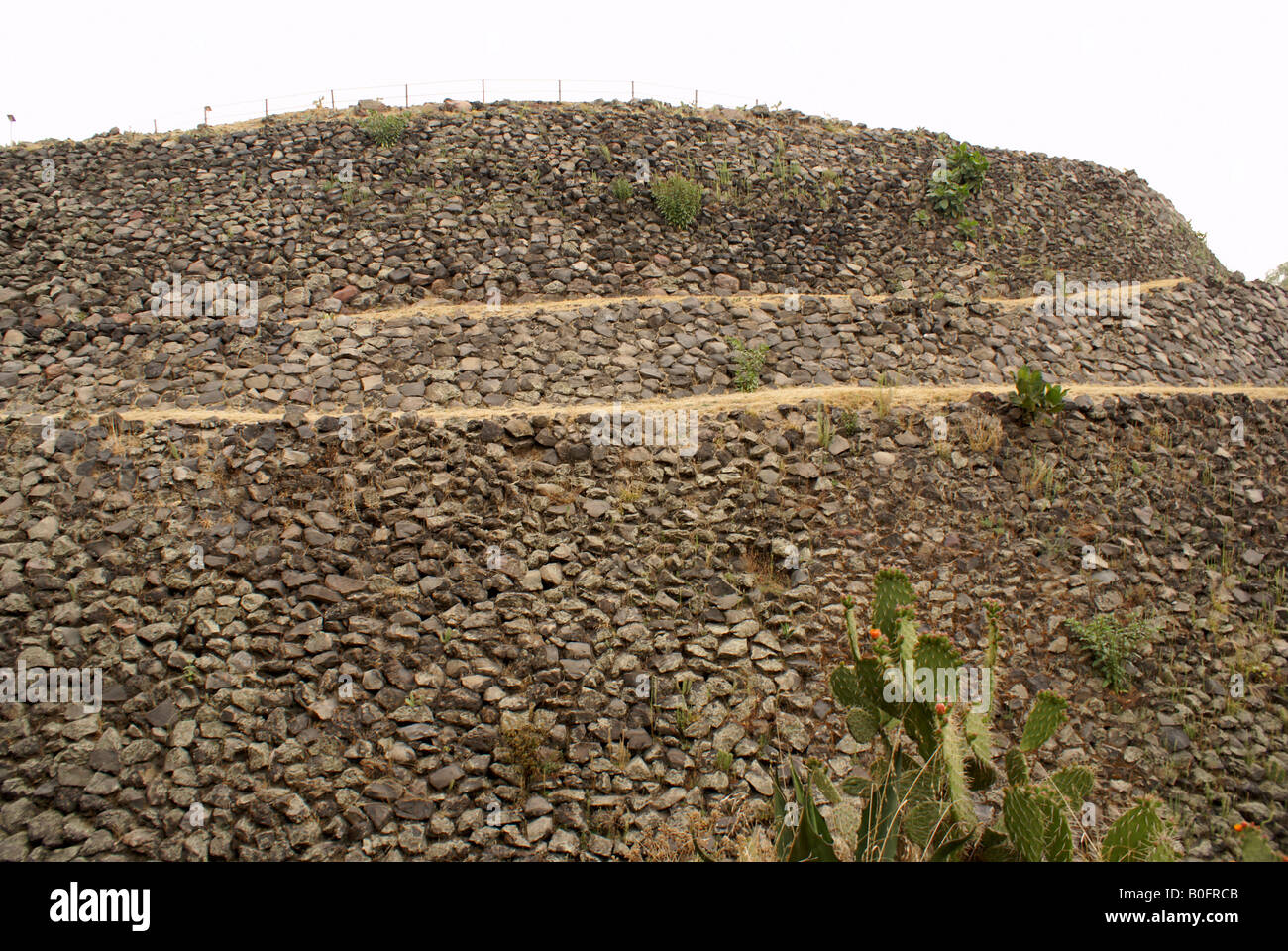 Cuicuilco hi-res stock photography and images - Alamy