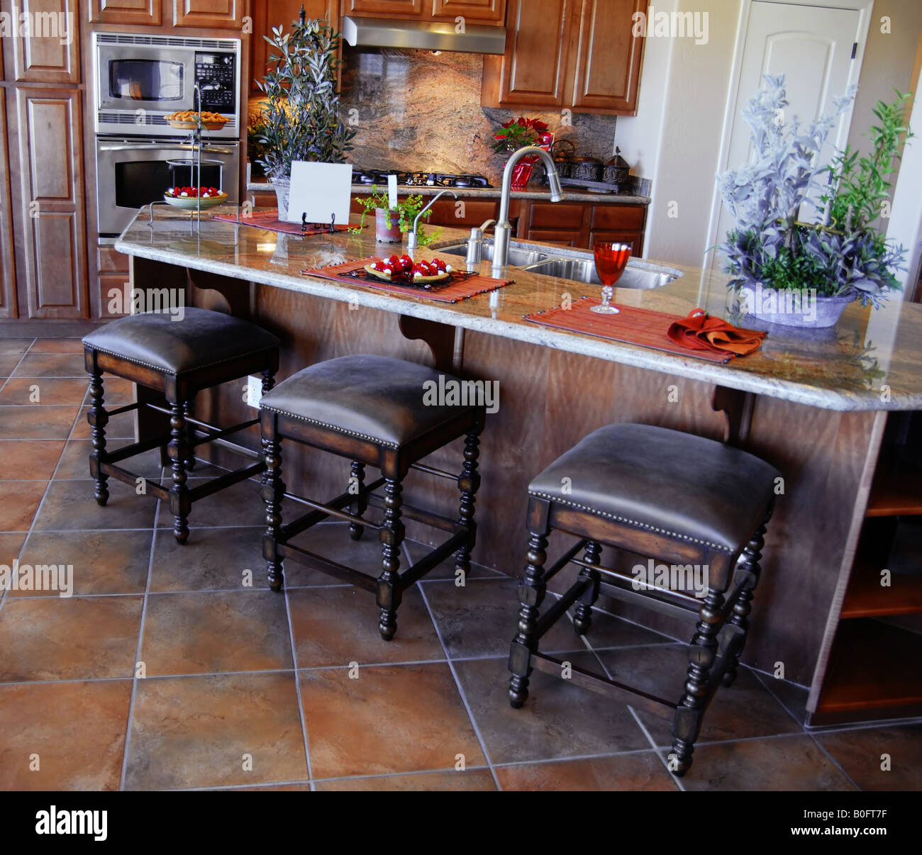 Clean kitchen hi-res stock photography and images - Alamy