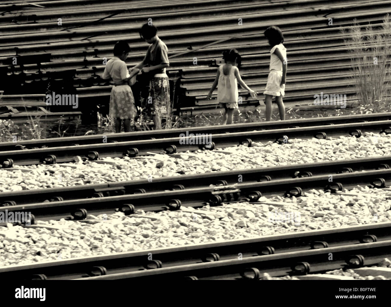 living near death, railway squatter children from north on the ...