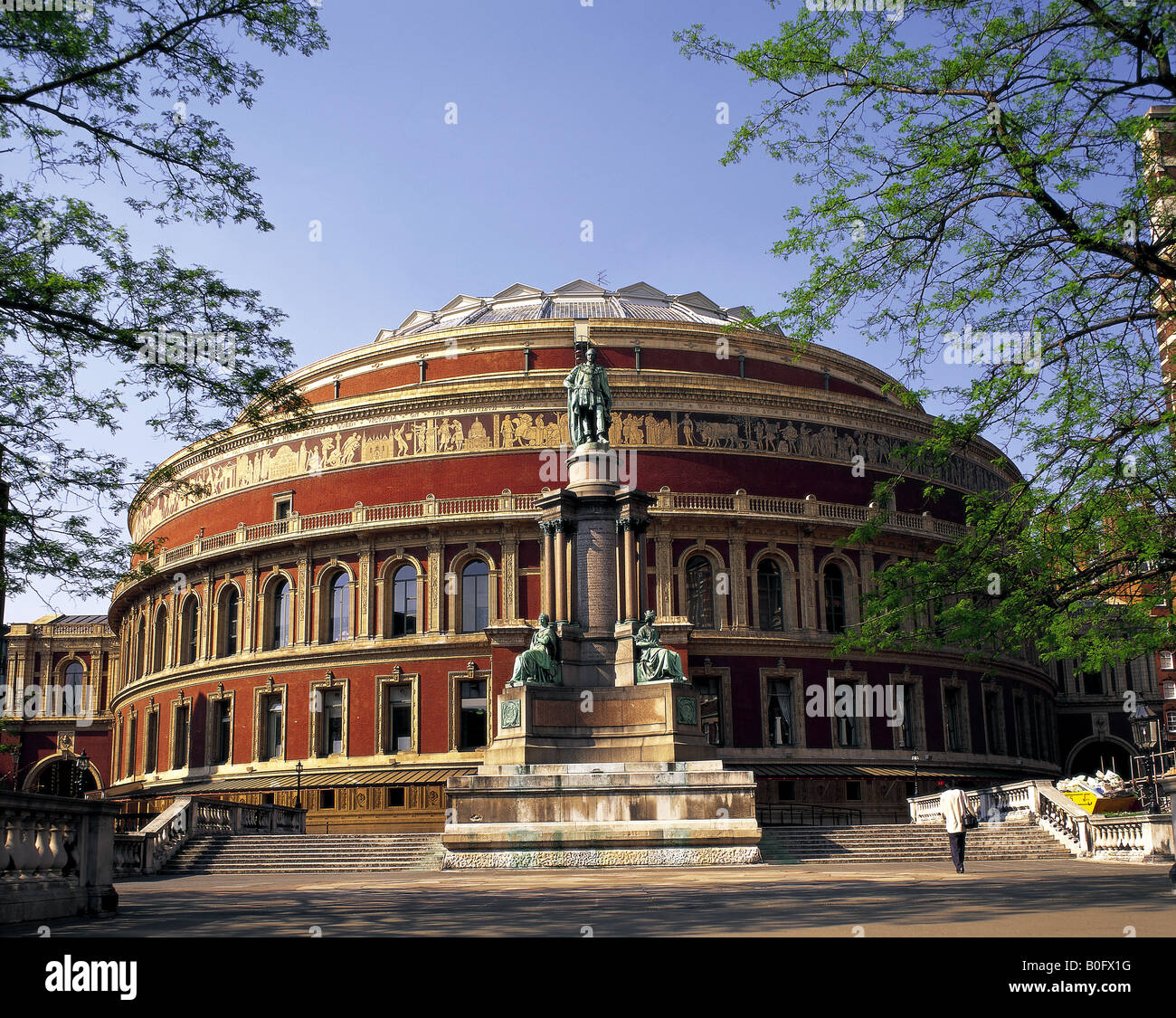 Royal albert hall theatre hi-res stock photography and images - Alamy