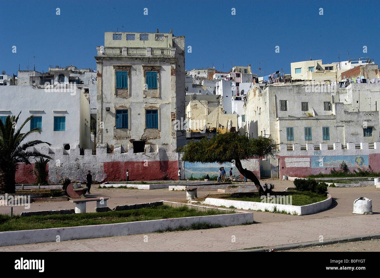 architecture Larache Maroc Stock Photo - Alamy