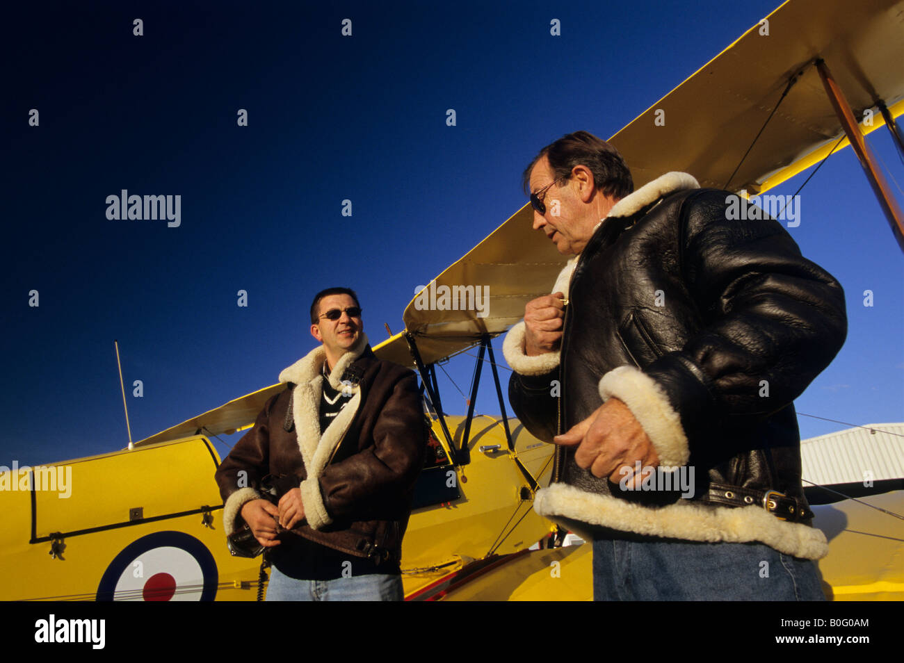 Two pilots hi-res stock photography and images - Alamy