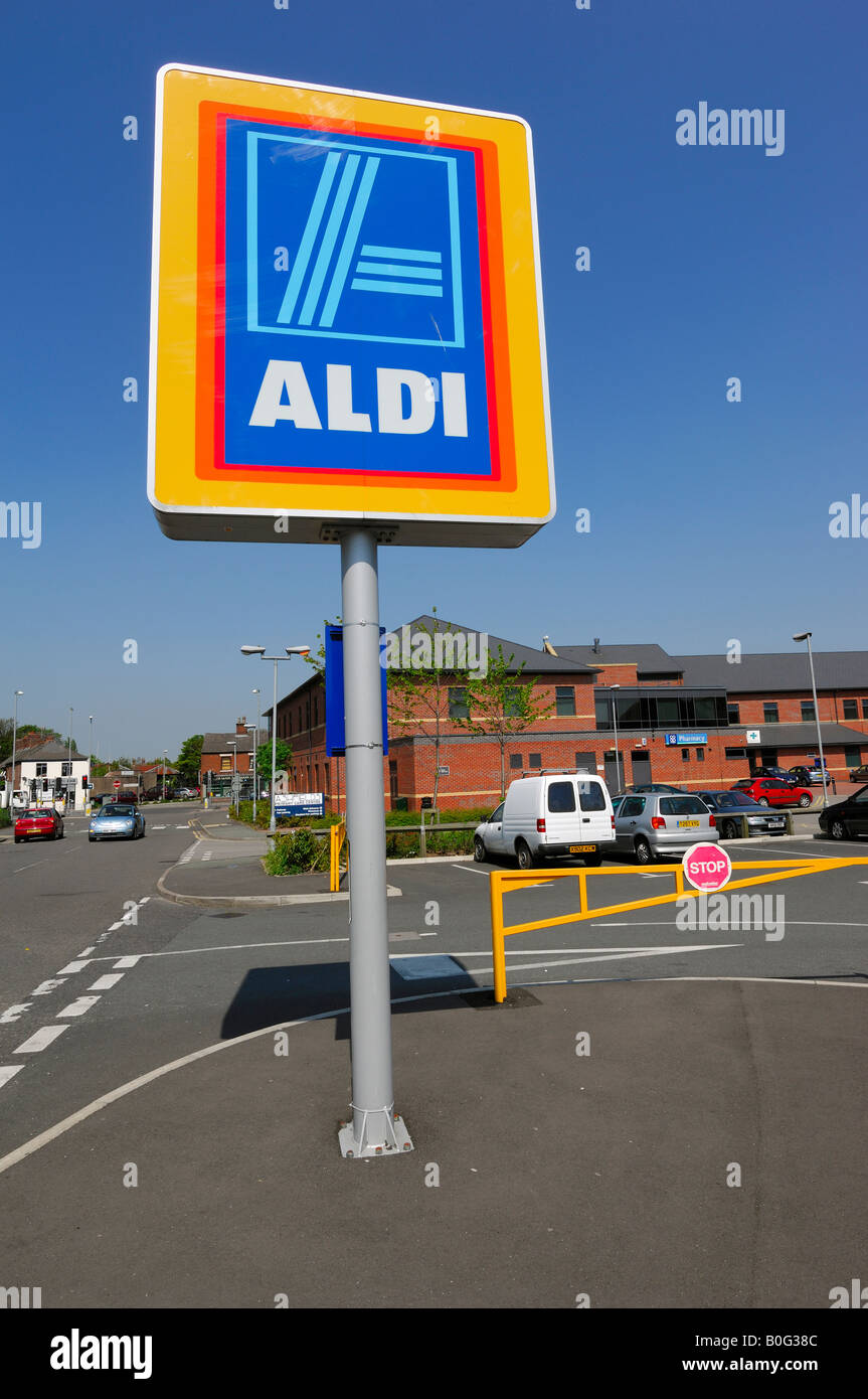 Large commercial sign for Aldi Stock Photo - Alamy