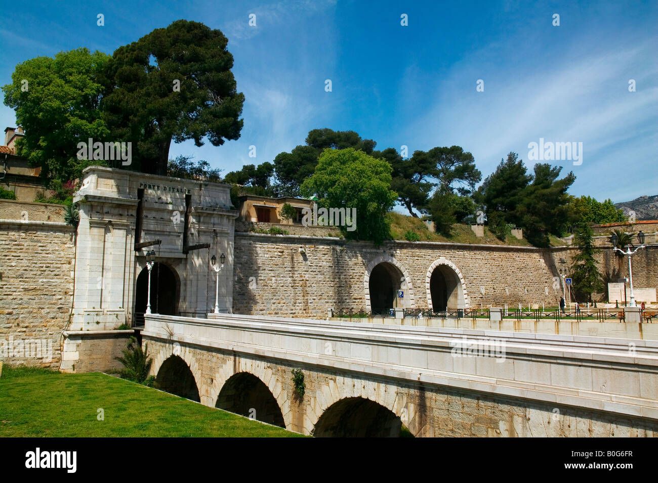 ITALY GATE TOULON VAR PROVENCE FRANCE Stock Photo - Alamy