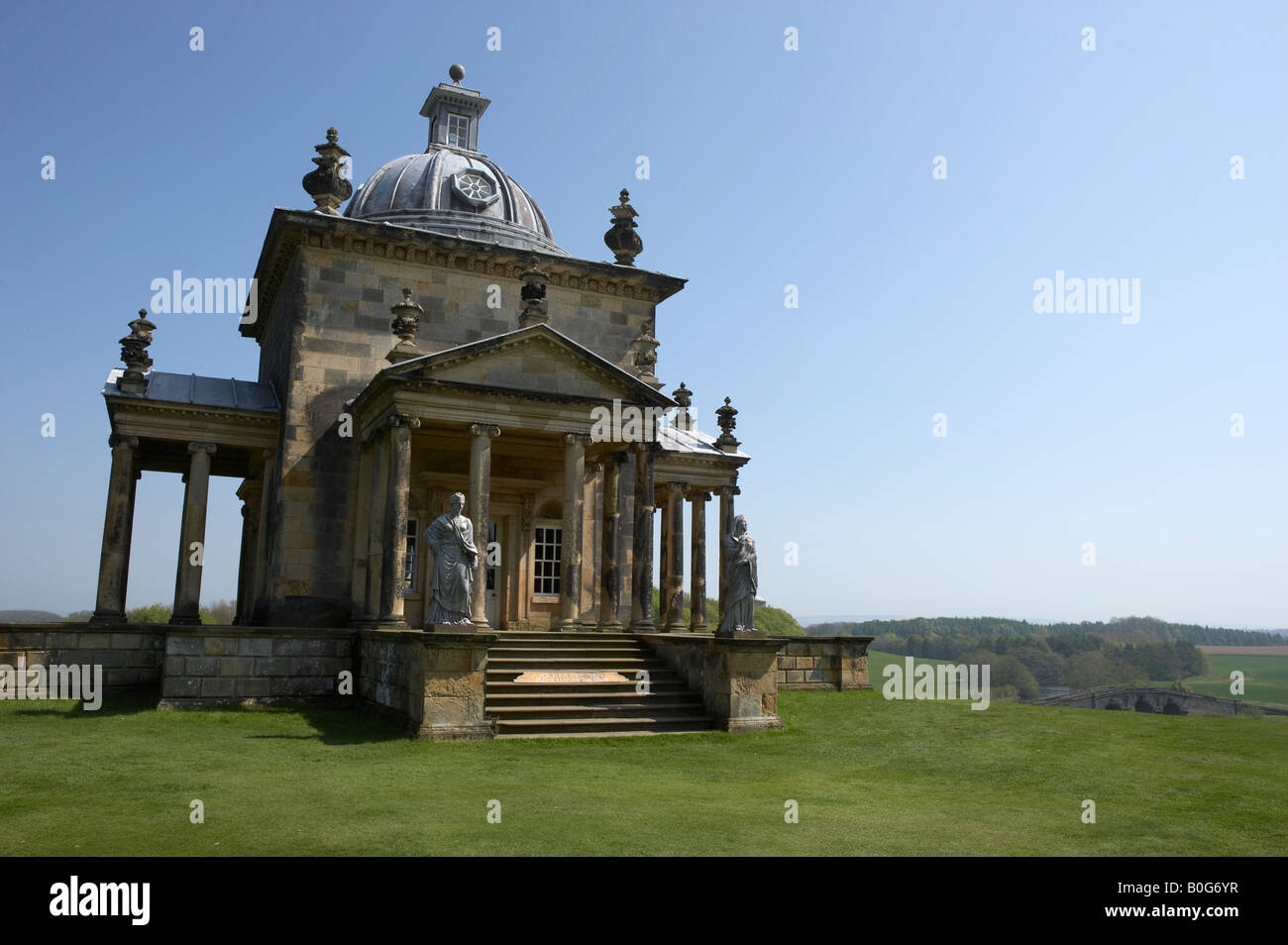 CASTLE HOWARD STATELY HOME SUMMER YORKSHIRE ENGLAND Stock Photo - Alamy