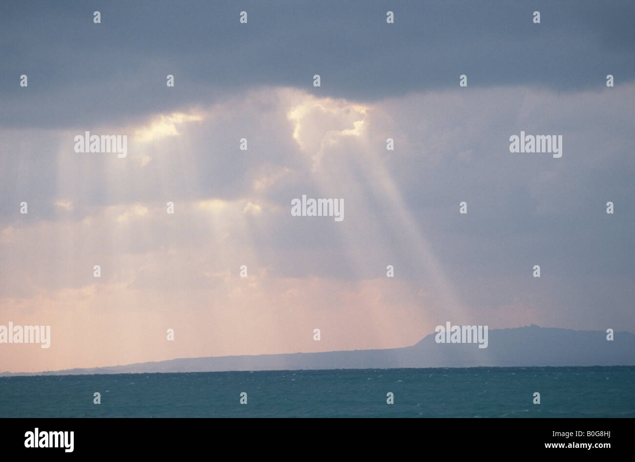 Lightrays High Resolution Stock Photography and Images - Alamy