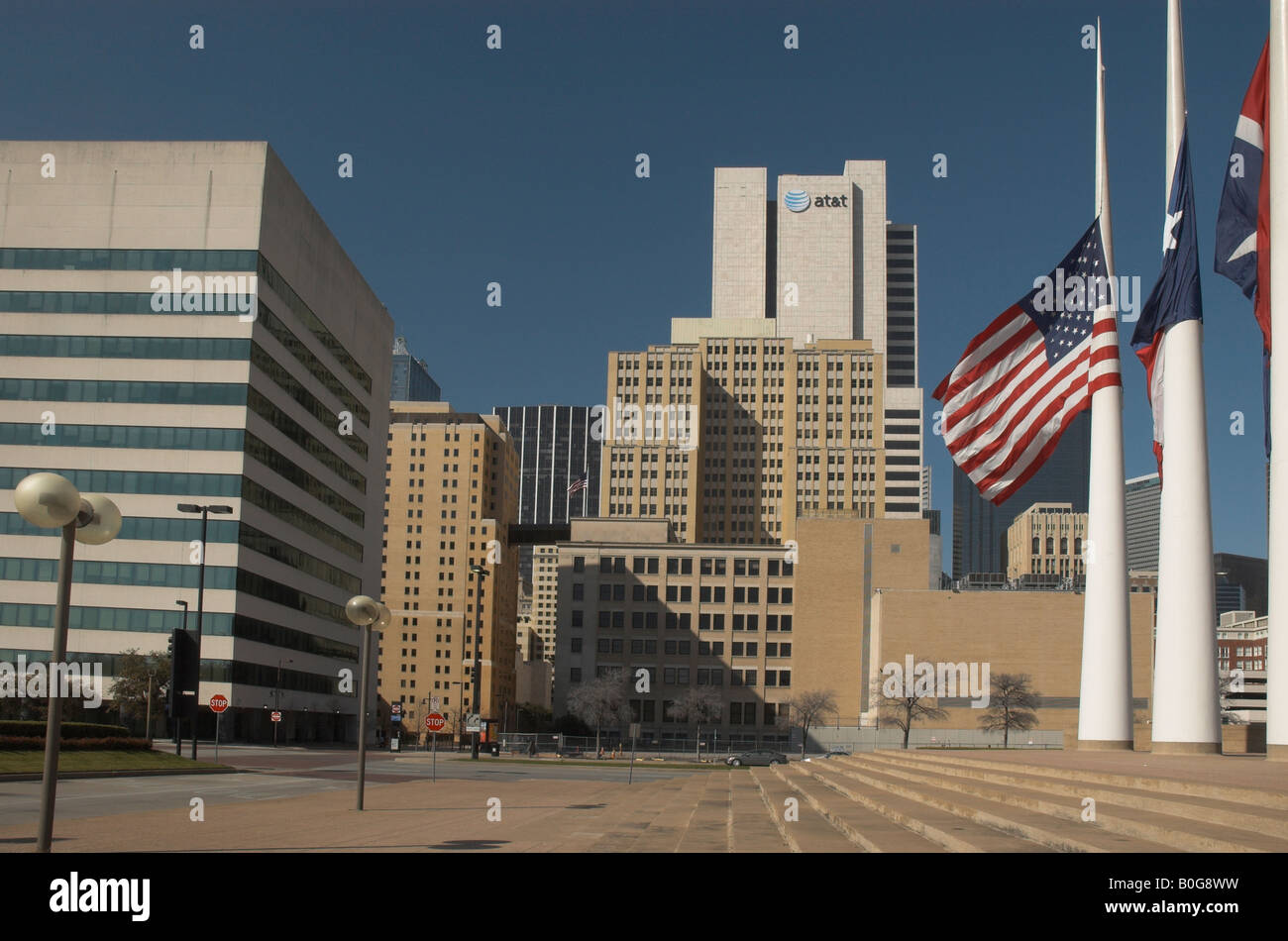 Downtown with city hall hi-res stock photography and images - Alamy