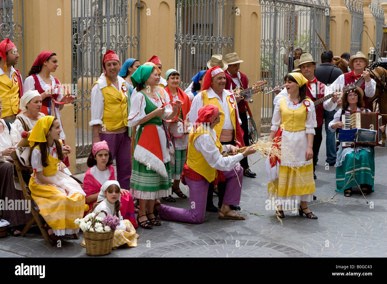 Folk group maltese dancing hi-res stock photography and images - Alamy