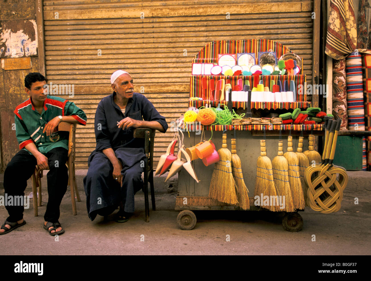 Egyptian men in country hi-res stock photography and images - Alamy
