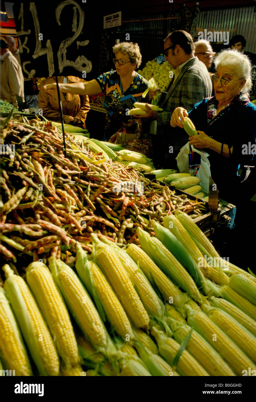 Sweetcorn for sale at a market stall, Hungary Stock Photo - Alamy